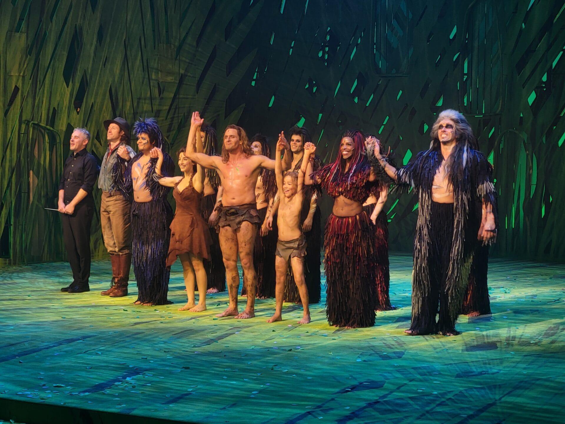 "Tarzan": Cast um Alexander Klaws brilliert bei emotionaler Hamburg ...