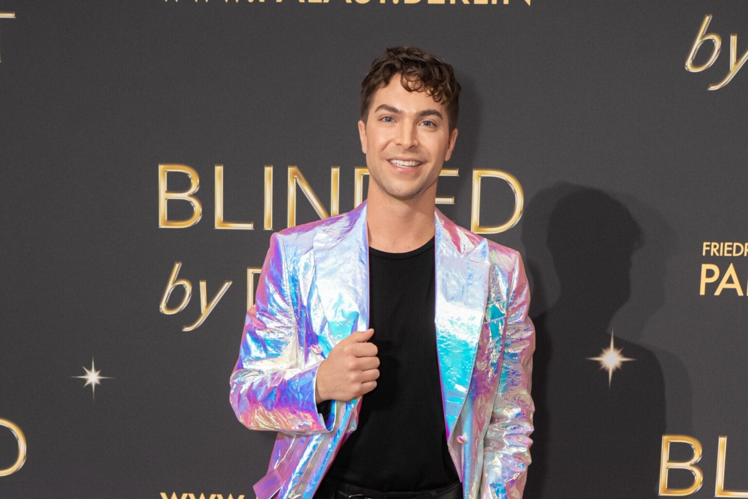 BLINDED by DELIGHT punktet bei Weltpremiere mit emotionaler Tiefe, der ...