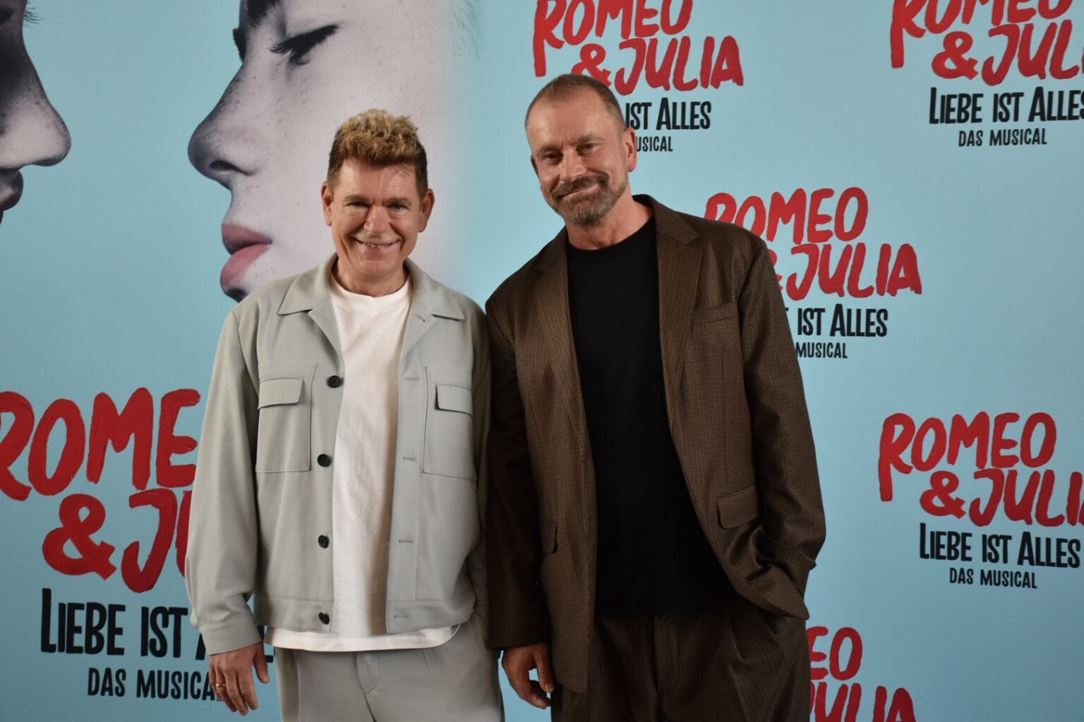 "Romeo & Julia - Liebe ist alles": Cast brilliert in Wiederaufnahme des ...
