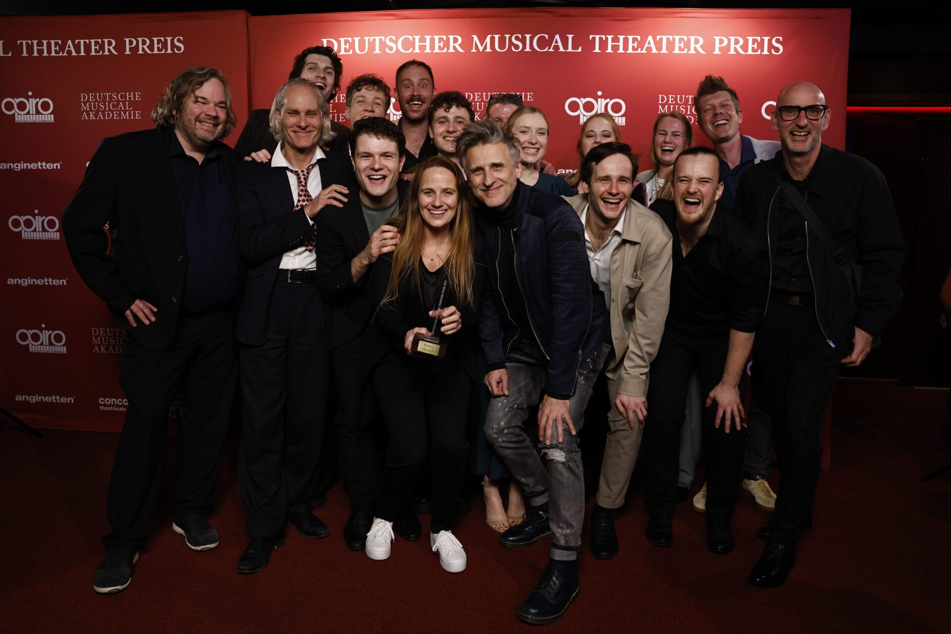 "Malle-Olé! - Das Ballermusical" feiert im Januar 2026 seine Premiere ...