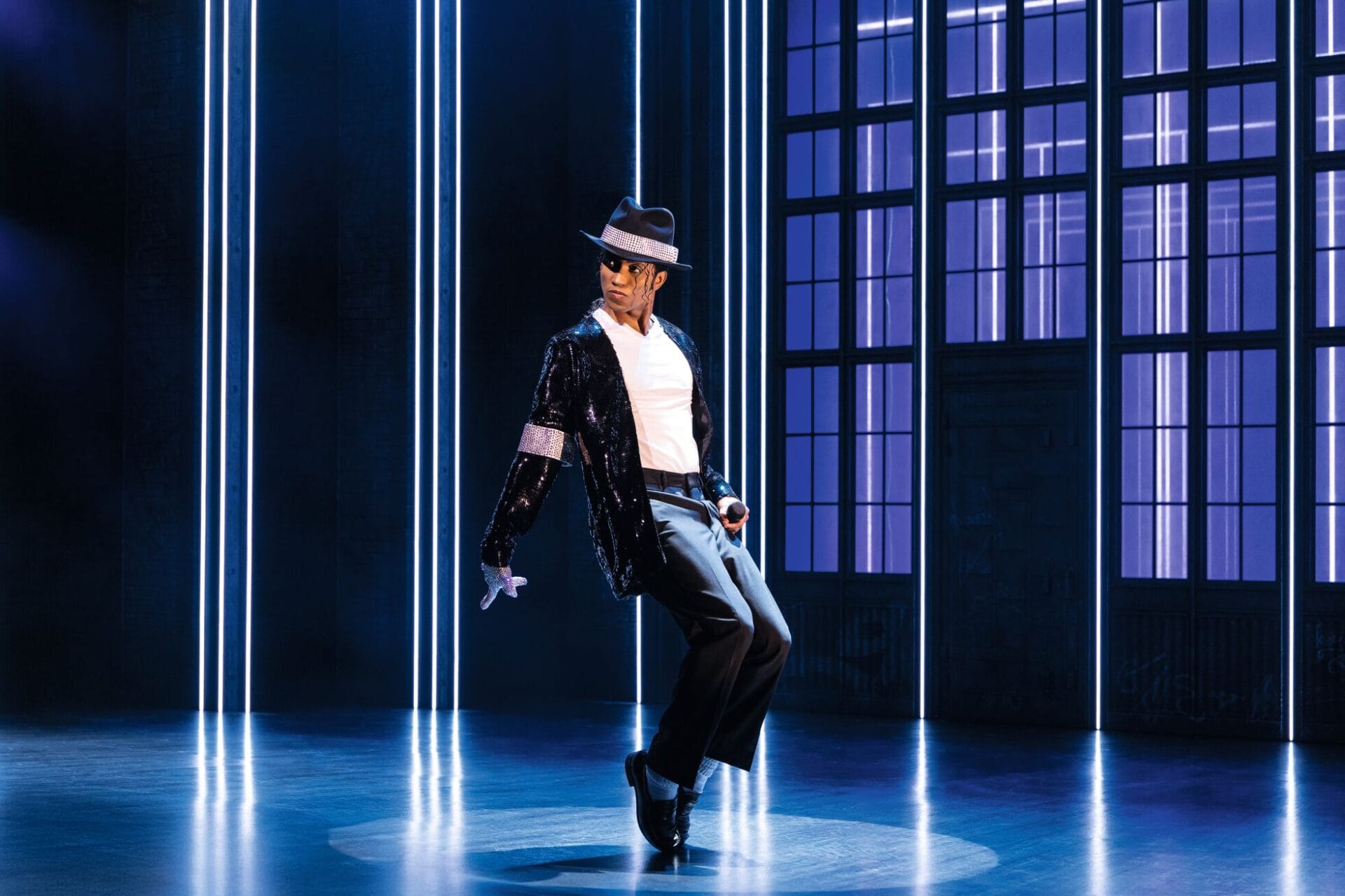 "MJ - Das Michael Jackson Musical" ein voller Erfolg - Tickets jetzt ...