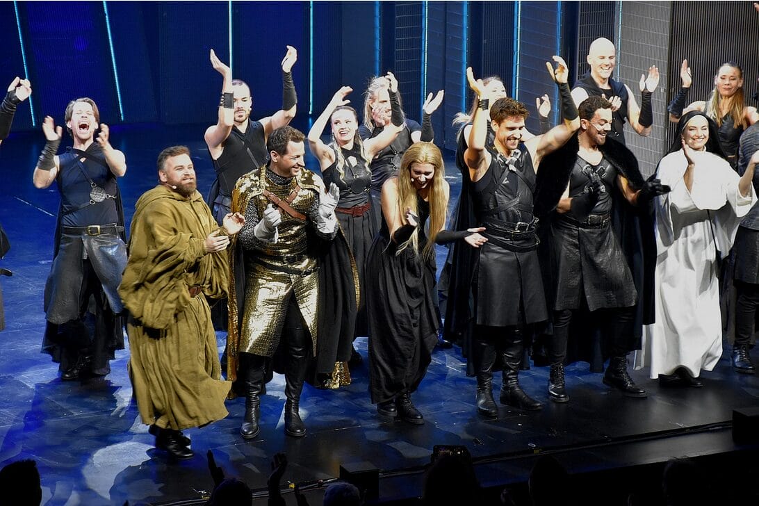 Musical „Robin Hood“: Premiere in Hameln begeistert mit erstklassiger ...